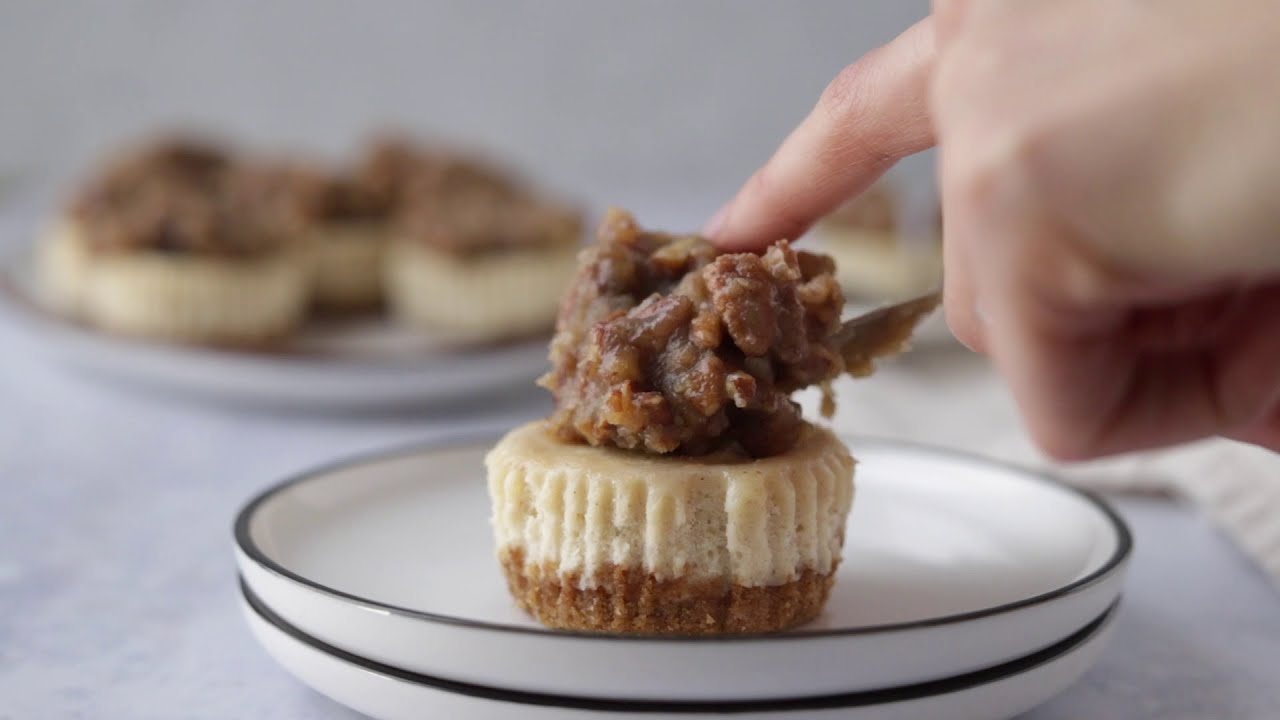 Mini Pecan Pie Cheesecakes | Domino® Sugar