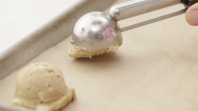 Blizzard Cookies | Domino® Sugar